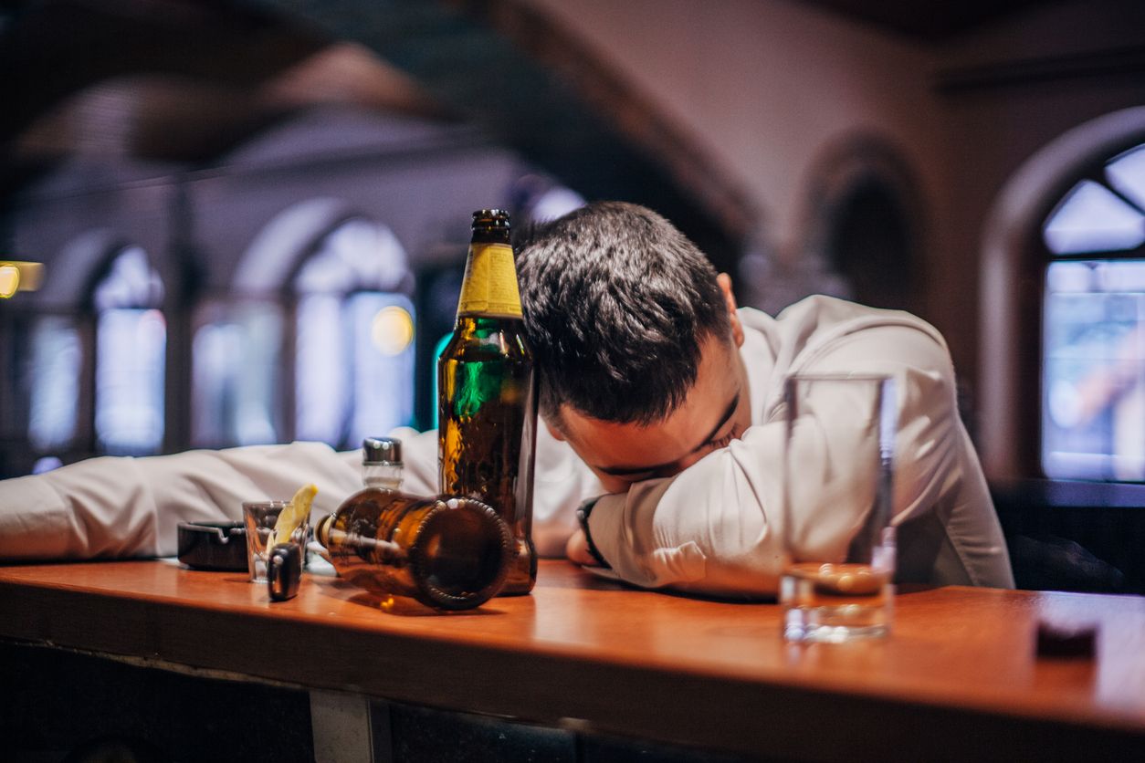 How to Identify a Drunk Driver | Manning Law, APC